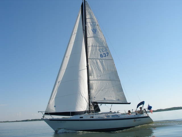 32 Ericson MK III Sailboat - BoatNation