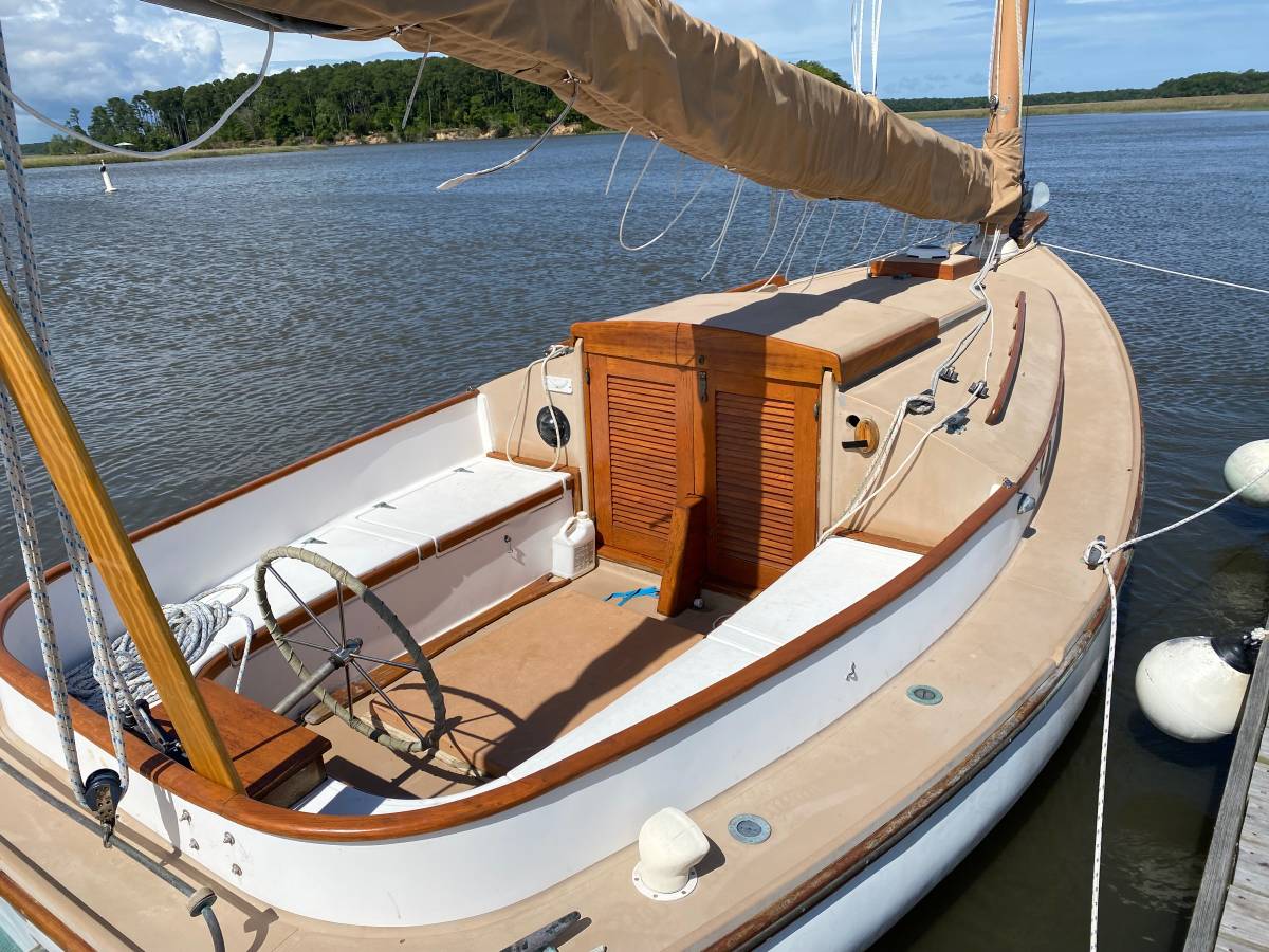 1984 22′ MARSHAL CATBOAT “LUCKY” ** "SALE PENDING 9/28 ** - BoatNation